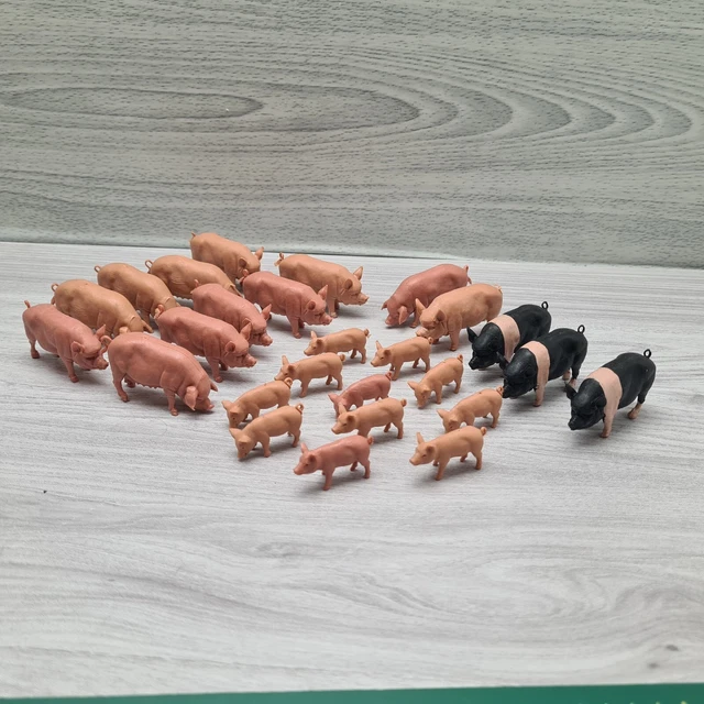 VINTAGE BRITAINS FARM Animals Bundle Lot Pig Piglet 70s 80s Figure Toy ...