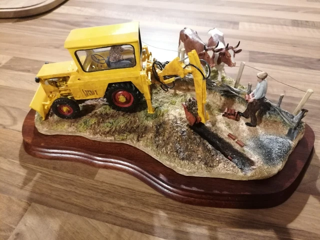 RARE BORDER FINE Arts JCB Mk1 Laying the clays Excavator Mint Boxed ...