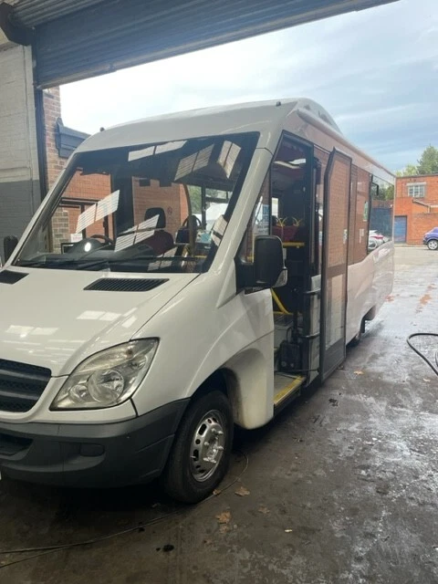 MERCEDES MINIBUS PSV 16 Seater With Tail Lift £8,999.00 - PicClick UK