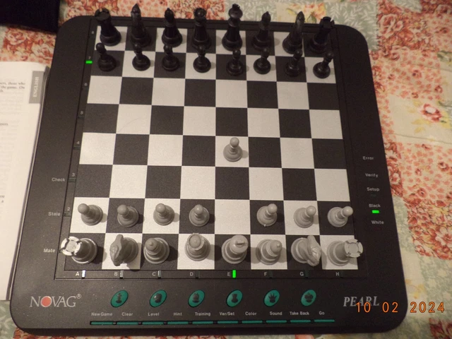 NOVAG PEARL CHESS Computer £55.00 - PicClick UK