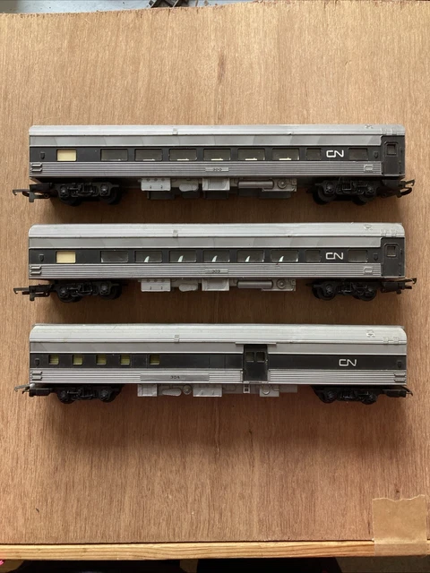 TRI-ANG CN COACHES R447 Dinning, R444 Passenger, R446 Baggage/kitchen £ ...