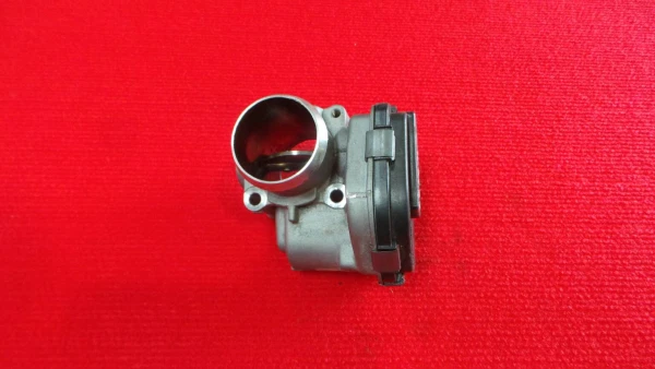 CORPS DE PAPILLON FORD TRANSIT COURIER B460 Caixa 139380 EUR 172,50 ...