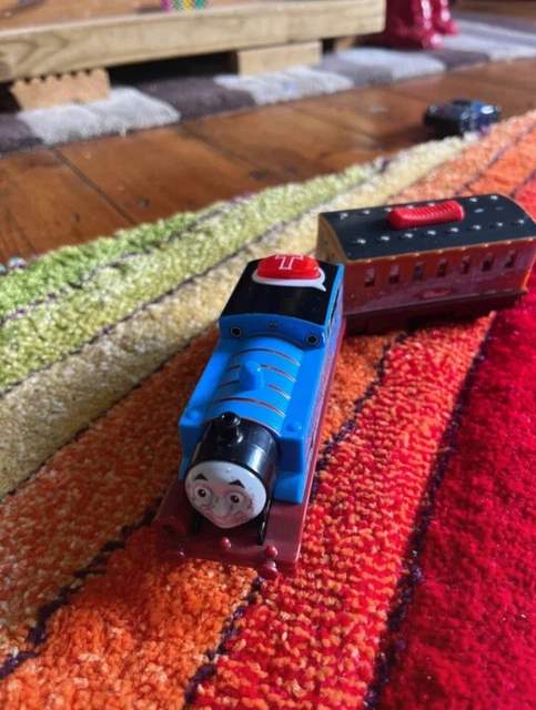 THOMAS AND FRIENDS - Talking Thomas Trackmaster Train £8.00 - PicClick UK