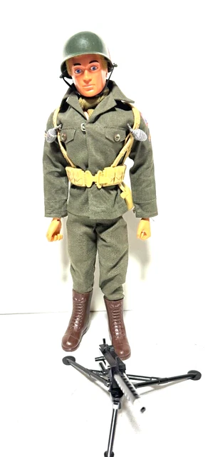 VINTAGE ACTION MAN - Action Man and US Machine Gunner Items £44.00 ...