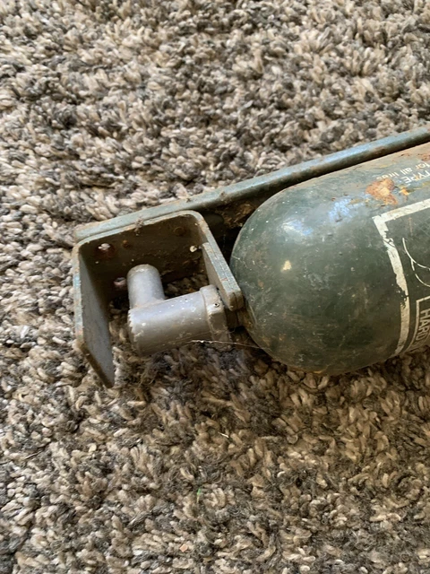 MILITARY VEHICLE BCF Fire Extinguisher And Bracket. £14.00 - PicClick UK