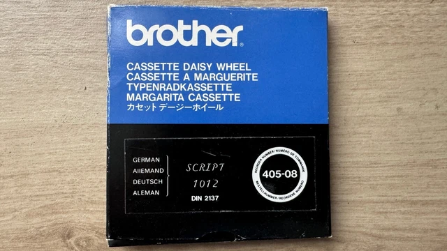 BROTHER TYPENRAD SCRIPT 12 405-08 Daisy wheel typewriter ...
