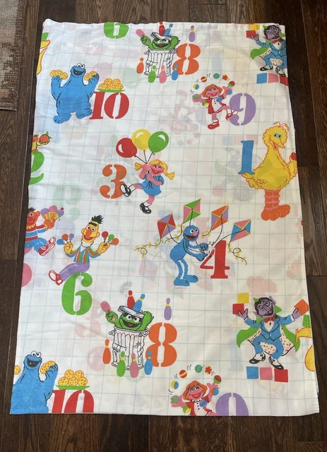 VINTAGE STEVENS USA made Sesame Street Characters Numbers Twin Flat Bed ...
