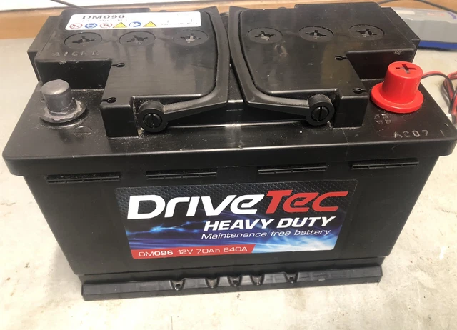 DRIVETEC CAR BATTERY DM096 12V 70ah 640A - Just 6 Months Old With ...