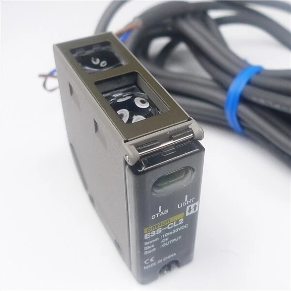 E3S-CL2 OMRON SWITCH E3SCL2 Sensoring Npn/Pnp 10V-30V Photoelectric Sensor Pl fi $176.54 ...