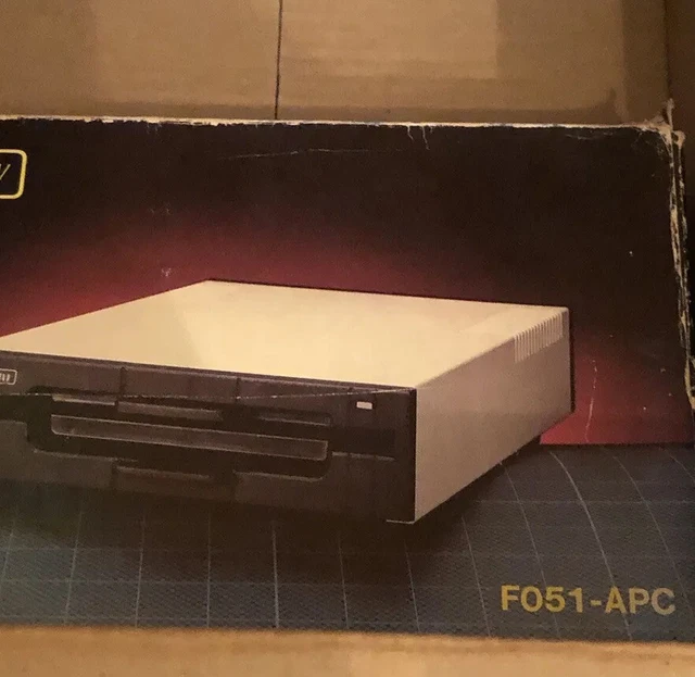 VINTAGE APPLE II IIe 2e Compatible 5.25” Floppy Drive in original Box ...