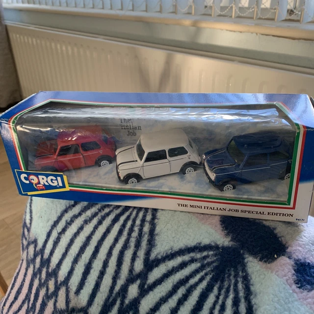 CORGI MINI. THE Italian Job Special Edition 3 Piece Set 94171 £24.99 ...