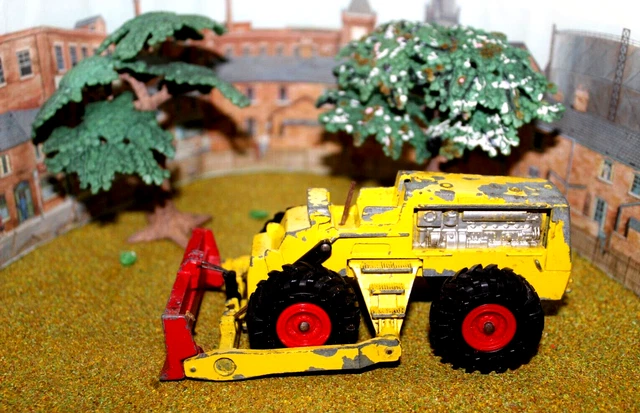 DINKY MICHIGAN TRACTOR dozer 180 rise and fall bucket 1970s? £19.99 ...