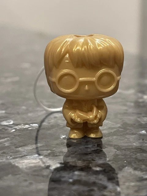 HARRY POTTER GOLDEN Figure Kinder Joy VT401 "K" rare EUR 15.000,00 ...