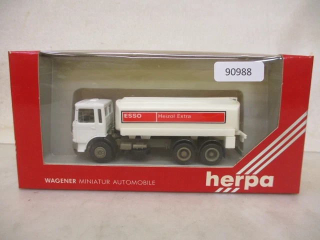 X-90988 HERPA 820296 1:87 MAN Tankwagen ESSO Heizöl sehr guter Zustand ...