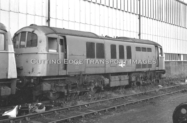 35MM RAILWAY NEGATIVE: Withdrawn 71004 Doncaster Works 1970s* C-218 £3. ...