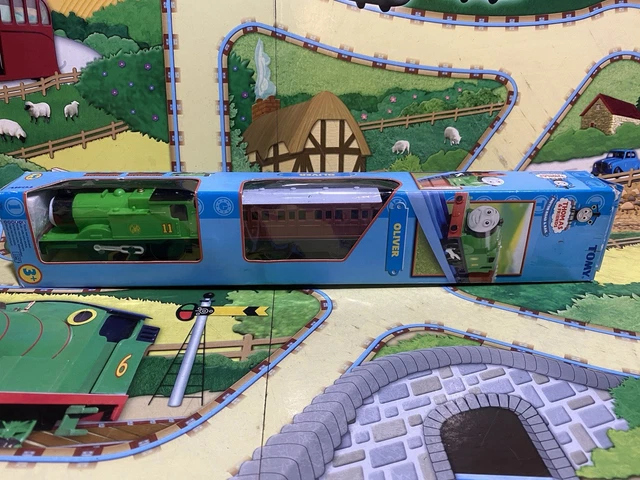 THOMAS THE TANK Engine Tomy Trackmaster Train Oliver Boxed In Excellent ...
