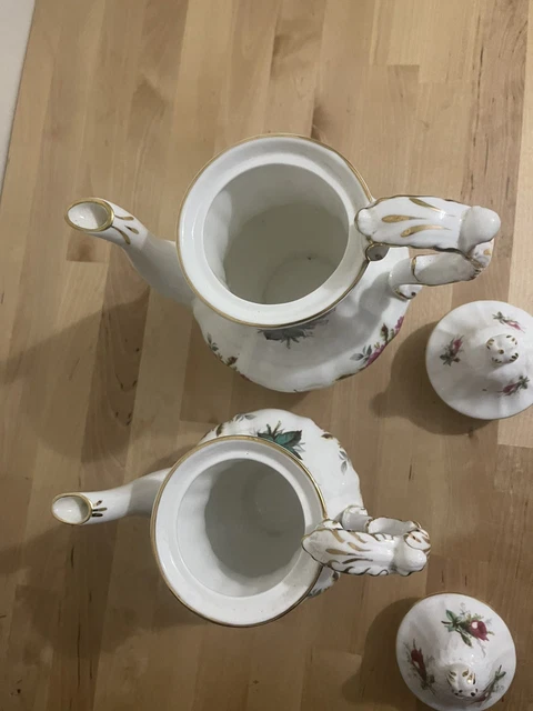 2 X HAMMERSLEY GRANDMOTHERS ROSE COFFEE POT’S VINTAGE OLD JUG / GAR ...