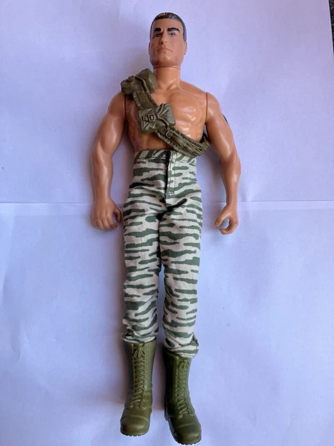 HASBRO ACTION MAN Operation Atak Grenade Throw Figure 1995 Vintage £5. ...