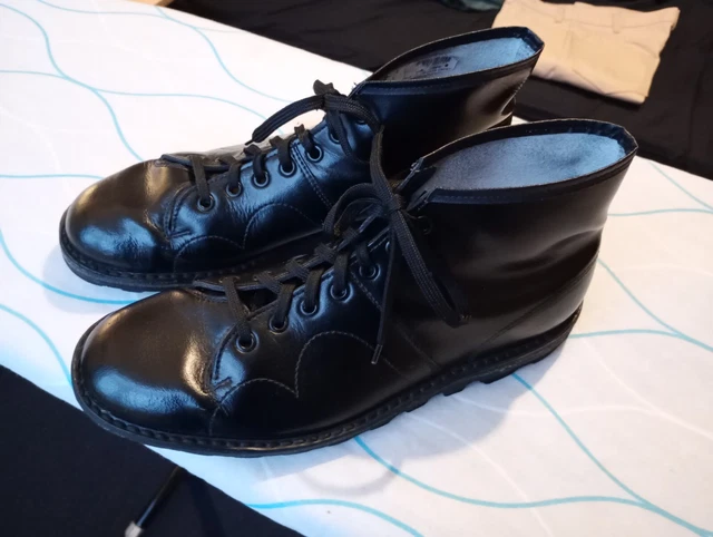 GRAFTERS BLACK MONKEY Boots Original Made In Czech Republic UK9 ...