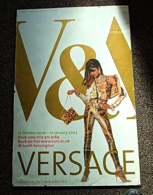 VERSACE SPRING-SUMMER 1992 Linda Evangelista Framed Poster for V&A EUR ...