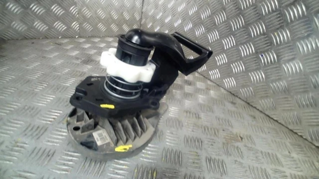 TREUIL DE ROUE de secours RENAULT CLIO 3 7701209284 EUR 55,00 - PicClick FR