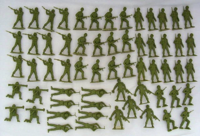 MPC MULTIPLE PRODUCTS Corporation 2" Light Green Army Men Lot Of 61 $29 ...