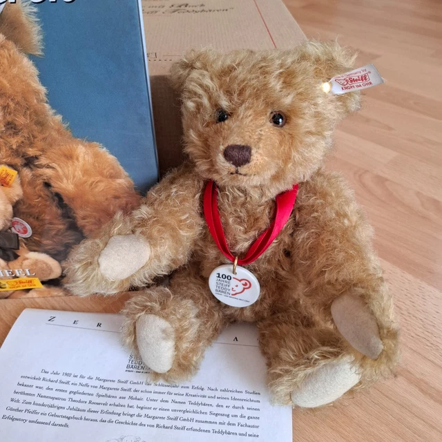STEIFF TEDDYBÄR MIT Buch "100 Jahre Steiff Teddybären" Nr. D00752 EUR ...