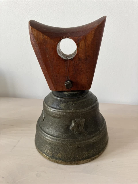 ANCIENNE CLOCHE DE Vache En Bronze Avec Attache D’origine EUR 25,00 - PicClick FR