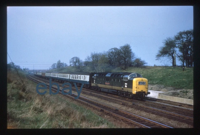 35MM SLIDE-CLASS 55 'Deltic' D9010 (55010) nr Brookmans Park on up ...
