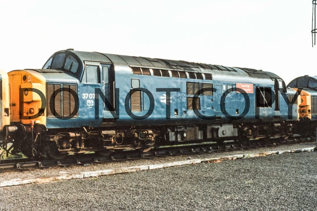 UK DIESEL TRAIN Railway Photograph Of Class 37 37078 Loco. Rm37-301 £1. ...