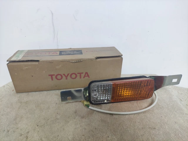 NOS GENUINE TOYOTA トヨタ Rh Signal Lamp Assy Corolla Ke30 Ke37 Te37 ...