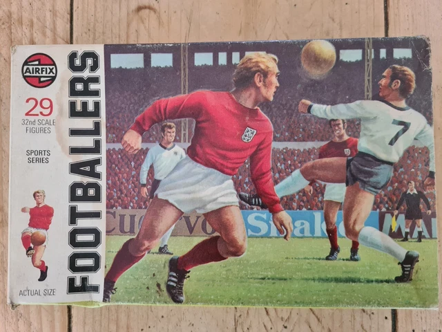 VINTAGE AIRFIX FOOTBALLERS 1/32 Scale, Sports Series 1973 £20.00 ...