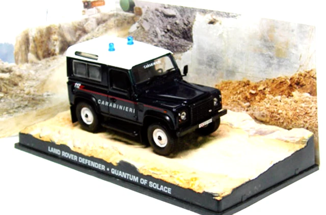 JAMES BOND #65 Land Rover Defender Quantum of Solace + Magazine 1:43 ...