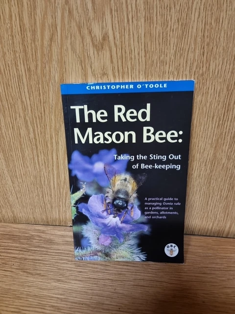 THE RED MASON Bee (Osmia Tufa) by Christopher O’Toole (M4) £4.00 ...