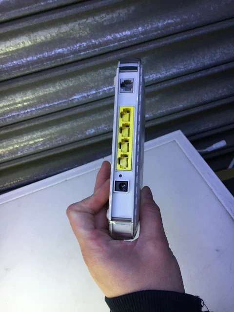 NETGEAR DG834 V4 kabelgebundenes Modem/Router #BOX 24 EUR 7,96 ...