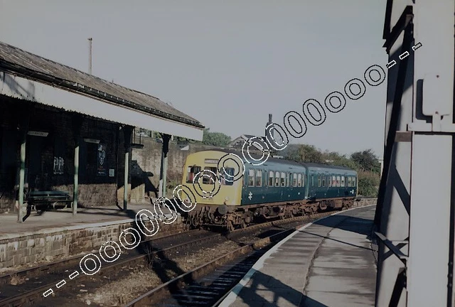 35MM ORIGINAL COLOUR SLIDE OF CLASS 101 DMU AT PENISTONE IN 1971. £3.50 ...