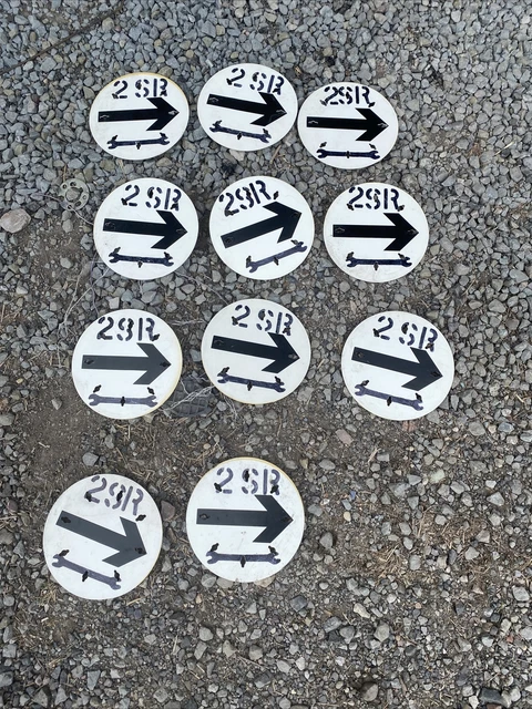 EX MOD BRITISH Army Directional Arrow Sign £3.00 - PicClick UK