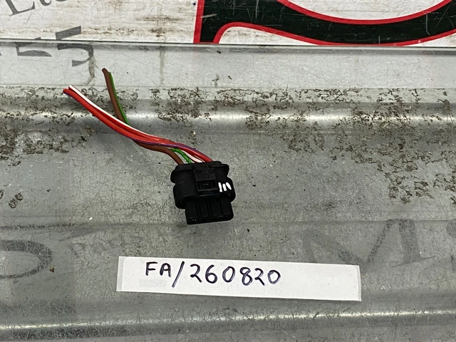 GENUINE MERCEDES BENZ Wiring Loom Harness Plug Connector A0525453326 4 ...