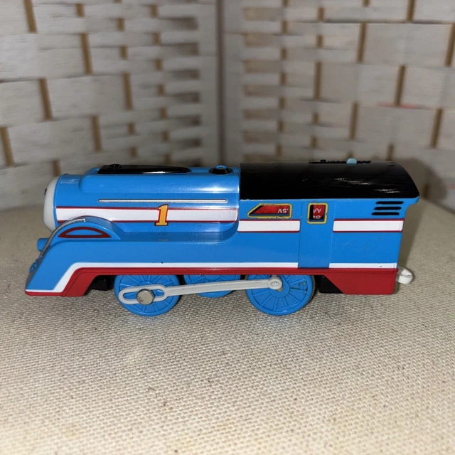 THOMAS THE TANK Engine Streamlined Trackmaster Revolution Engine £6.95 ...