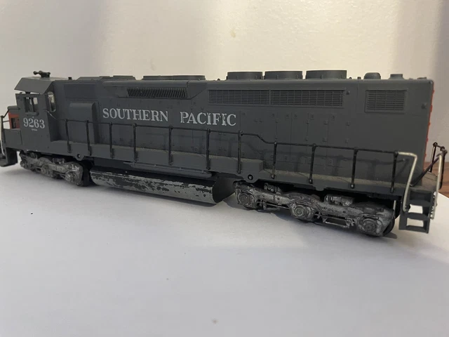 ATHEARN UN-POWERED SDP40 Southern Pacific Sp Rail Engine Locomotive Ho ...