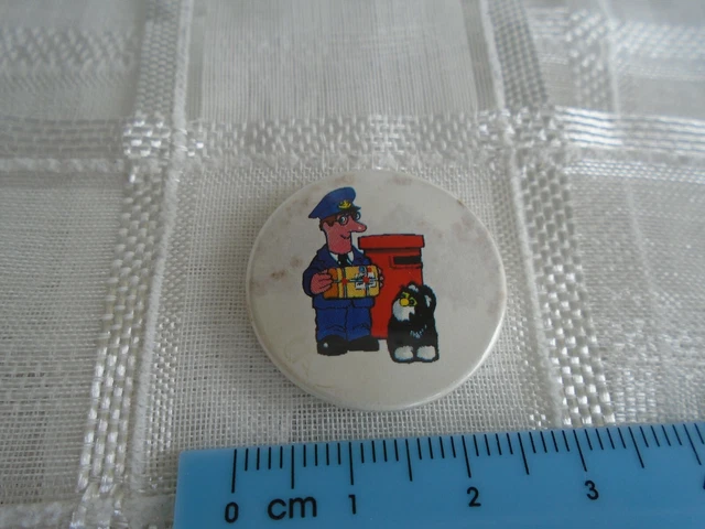 POSTMAN PAT & Jess the Cat small vintage tin badge (#191) £4.80 ...