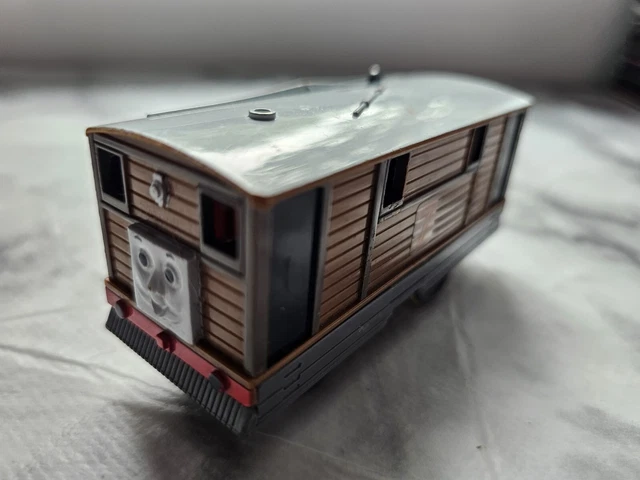 THOMAS THE TANK Engine & Friends Tomy Trackmaster Toby Tram Train Toy £ ...