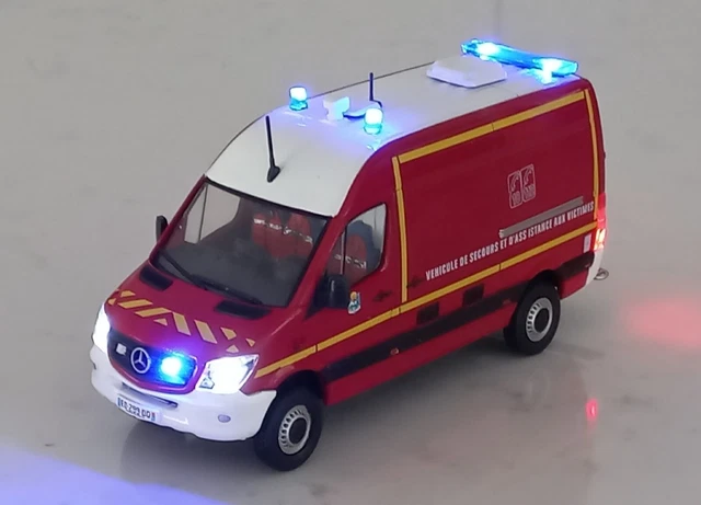 MERCEDES SPRINTER VSAV Sdis Ariege Pompiers Pompier Gyroleds 1/43 EUR ...