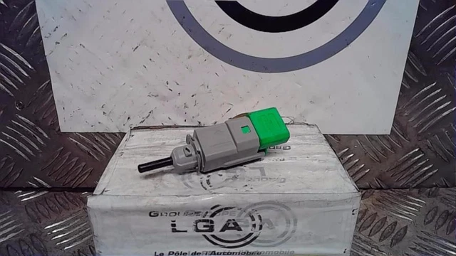 CONTACTEUR FEU STOP RENAULT MEGANE 4 PHASE 1 253206454R EUR 25,50 ...
