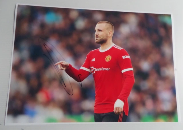 DAVID BECKHAM MANCHESTER United, Autographed A4 Photograph. £199.99 ...