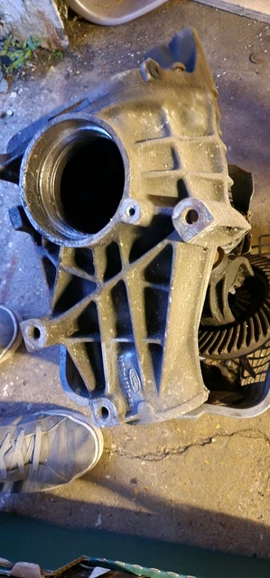 FORD SIERRA REAR 7" Diff Casing Some Internals Read Description ...