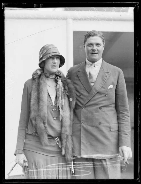 ENGLISH CRICKETER MR Percy Chapman and his wife NSW 1925 OLD PHOTO EUR ...