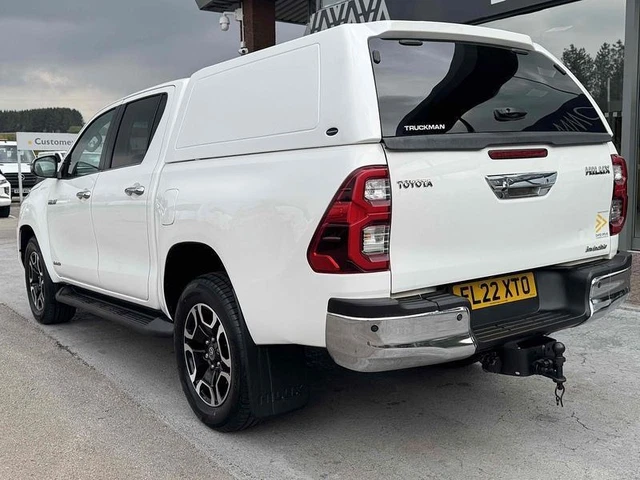 2022 TOYOTA HILUX D-4D 150ps Invincible 4x4 Pick Up With Solid ...