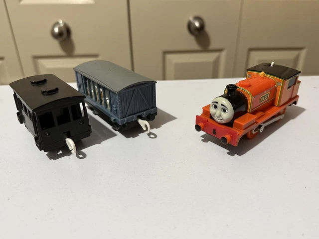 THOMAS AND FRIENDS 'Billy' Trackmaster TOMY Plarail With Cattle Truck ...