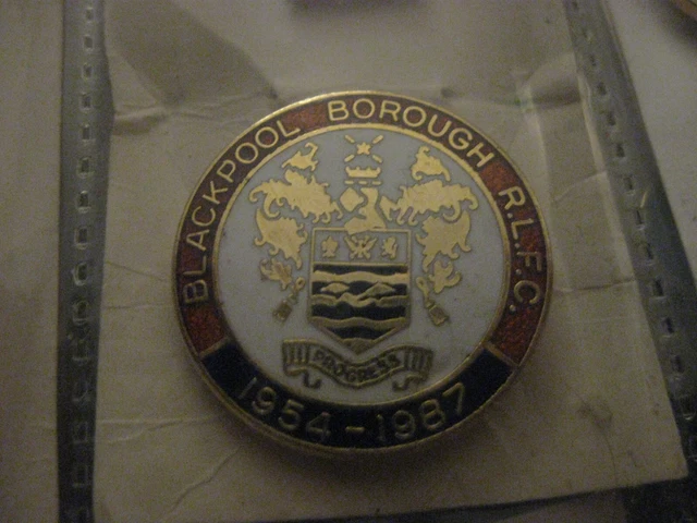 RARE OLD BLACKPOOL Borough Rugby League Football Club Enamel Brooch Pin ...